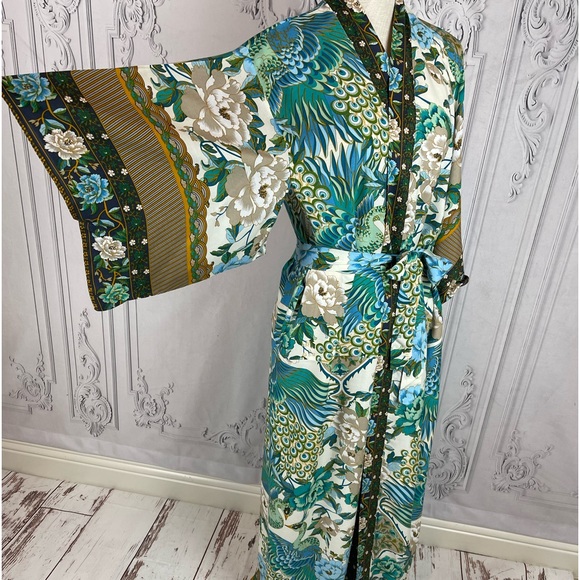 Kimonos & Yukatas | Bohemian Peacock Print Long Kimono Swimsuit Coverup ...